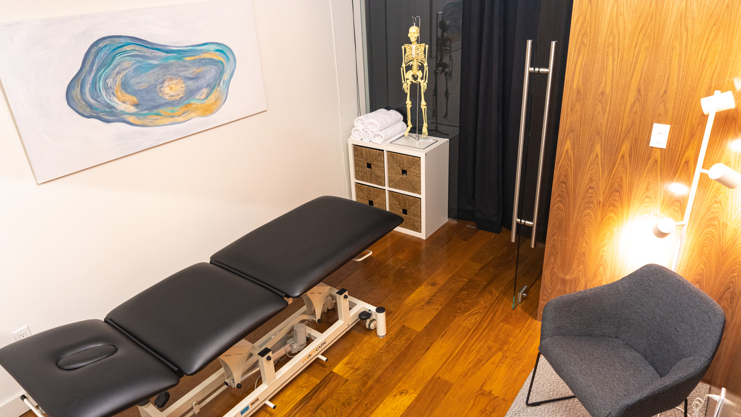 ensō therapeutics • enso yoga